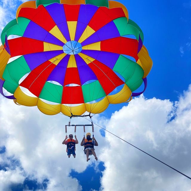 Gold Coast: Surfers Paradise Parasailing with Free Photos - FAQ