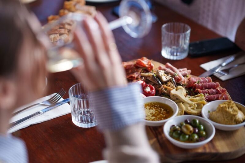 Gold Coast: Tamborine Mountain Wine Tour with 2-Course Lunch - Final Thoughts: Who Will Love This Tour?