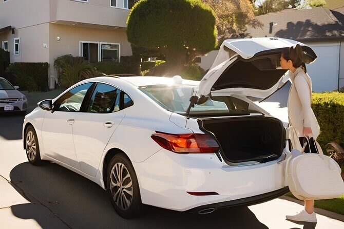 Gold Coast to Byron Bay scenic One Way Transfer - How Does the Booking and Pickup Work?