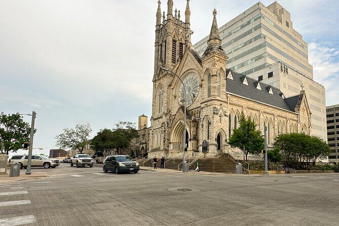 Golden Austin Adventures: A Seniors Walking Delight Tour - Sixth Street Historic District