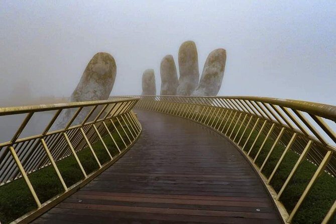 GOLDEN BRIDGE- MARBLE MOUNTAIN- DRAGON BRIDDE from CHAN MAY Port or TIEN SA Port - The Sum Up