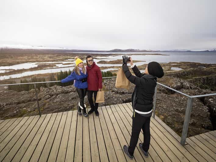 Golden Circle and South Coast Tour with 7+ Great Attractions - Exploring Iceland’s Golden Circle and South Coast: A Deep Dive into an Unforgettable Day