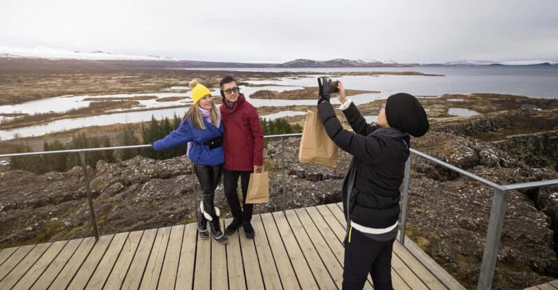 Golden Circle and South Coast Tour with 7+ Great Attractions - Key Points