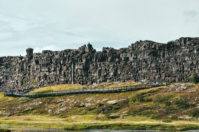 Golden Circle Cruise Arrival: Exclusive Small Group Tour - Why This Tour Offers Great Value