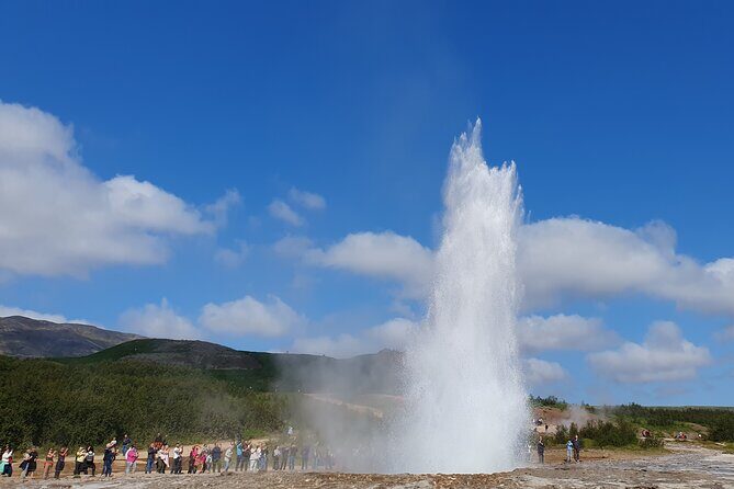 Golden Circle - Shore Excursion from Reykjavik in Minibus, English - Key Points