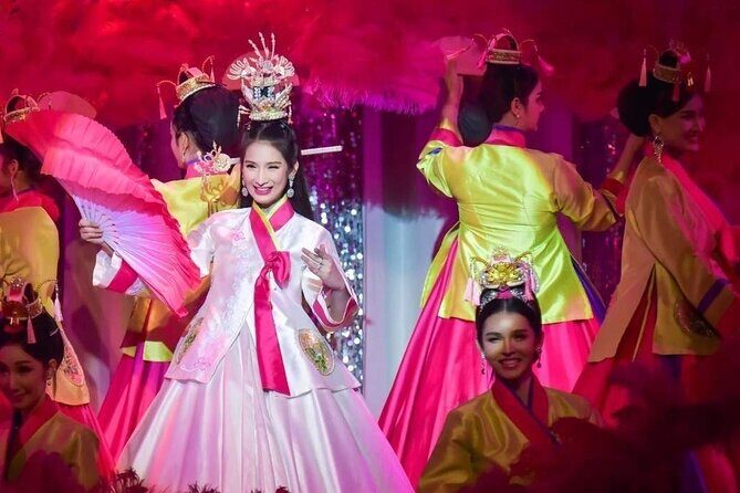 Golden Dome Cabaret: A Night of Glamour and Glitter - What to Expect and What to Keep in Mind