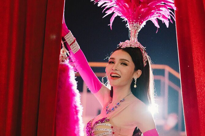 Golden Dome Cabaret Show Bangkok - The Setting and Location