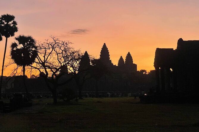 Golden Hours: Angkor wat sunrise photography tour with a pro! - Transportation and Comfort