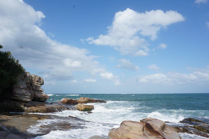 Golden Jiufen: Old Street, Teahouse Bliss, Gold Museum & Beyond - Who Will Enjoy This Tour?