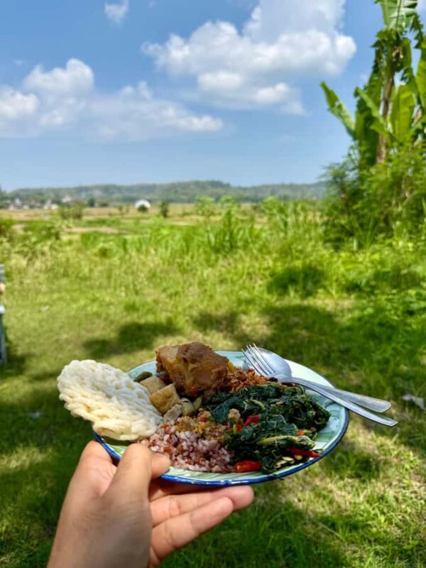 Golden Time Adventure: Sunrise Experience in Yogyakarta - A Peaceful Escape into the Yogyakarta Dawn