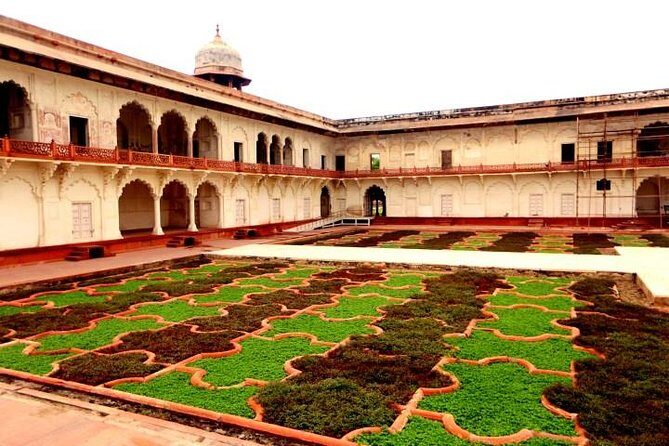 Golden Triangle 2-Day Tour: Delhi, Agra, Jaipur by Train - FAQs