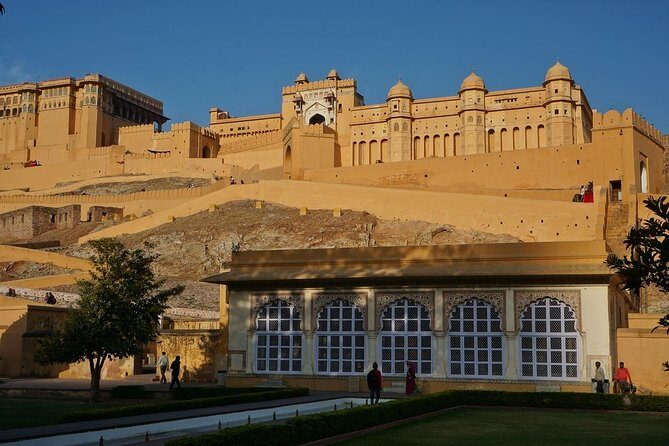 Golden Triangle Tour 4 Days (Delhi - Agra - Jaipur ) - Jaipur: The Pink City’s Charm