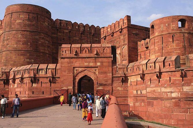 Golden Triangle Tour With Udaipur - Day 7 – The Enchanting Lakes and Palaces