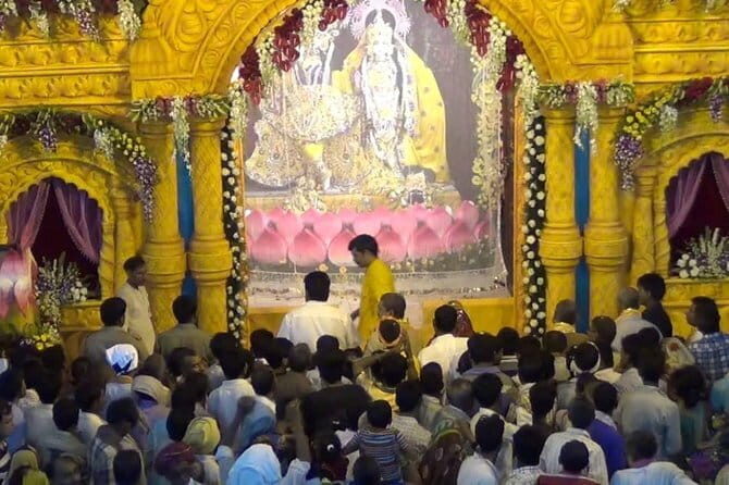 Golden Triangle with Temple Tour - Key Points