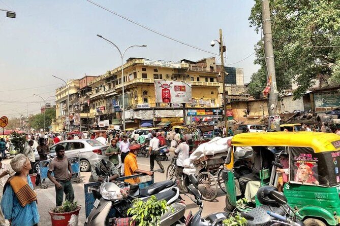 Golden Triangle Wonders: Taj, Delhi, Jaipur & Vrindavan - A Practical Overview of the Tour