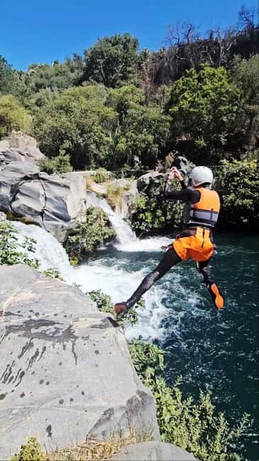 Gole Alcantara: Body Rafting, Scivoli e Tuffi nel Fiume - Practical Details and Value
