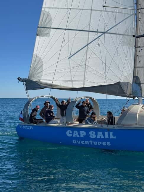 Golf Juan: Sunset Sailing Cruise with aperitif at the Island - Key Points