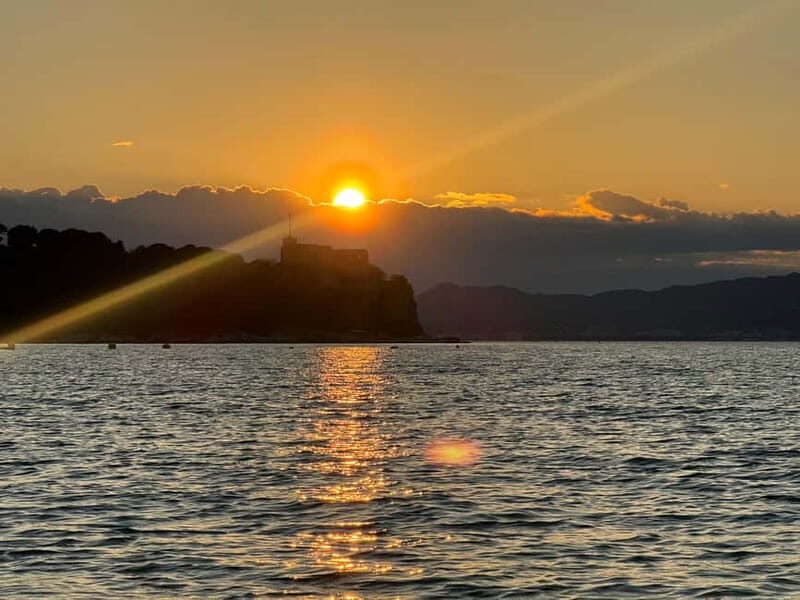 Golf Juan: Sunset Sailing Cruise with aperitif at the Island - FAQs