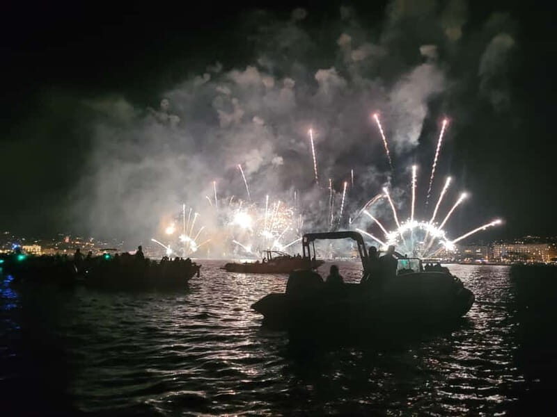 Golfe-Juan/Cannes: Fireworks festival by boat - Key Points