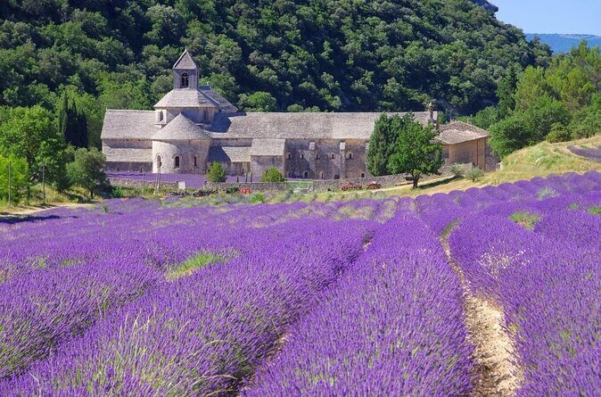 Gordes, Roussillon(+ Ochre Trail) & Fontaine de Vaucluse - Key Points