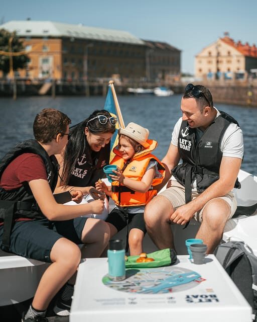 Gothenburg city center: Electric selfdrive boat tour - Who Should Consider This Tour