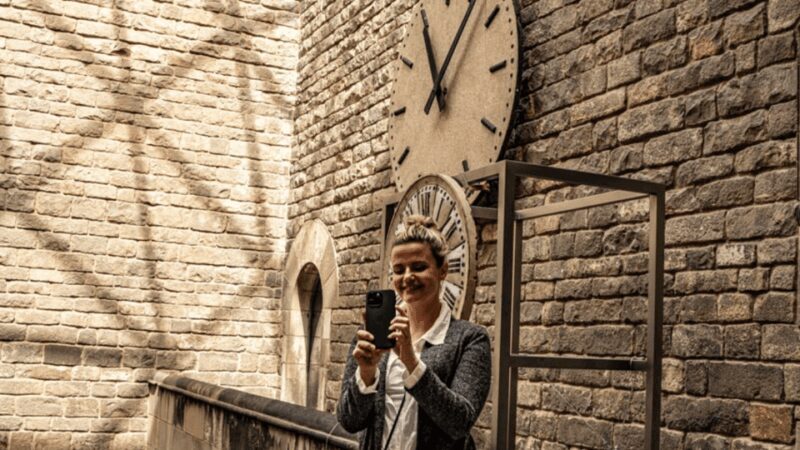 Gothic Quarter and Born District: Photographic Workshop - The Experiences Drawbacks and Considerations