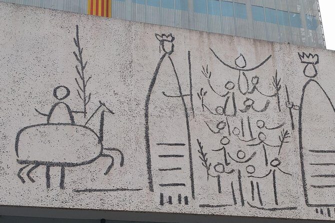 Gothic Quarter Private Tour with Sagrada Familia Skip the Line - Practical Details and Logistics