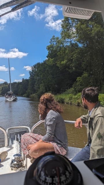 Gourmet Escape by Boat on the Canal de la Rance - The Value of the Experience