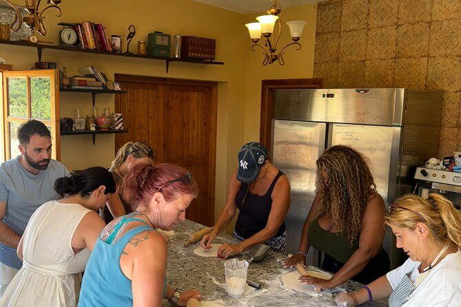 Gourmet Lunch Farm Tour with Cooking Class - Key Points