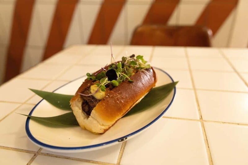 Gourmet Tapas: Local Tasting Menu at a Hidden Restaurant in Barcelona - What to Expect from the Gourmet Tapas Experience in Barcelona