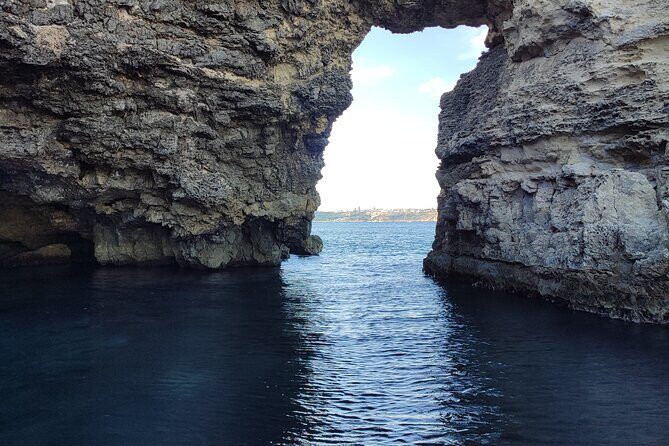 Gozo: 20 minute Comino Cave Tour + Blue Lagoon Drop off - An Overview of the Experience