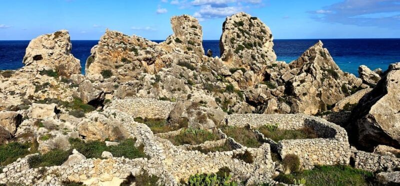 Gozo Unveiled: Guided Hiking Tour with Bouldering - Key Points