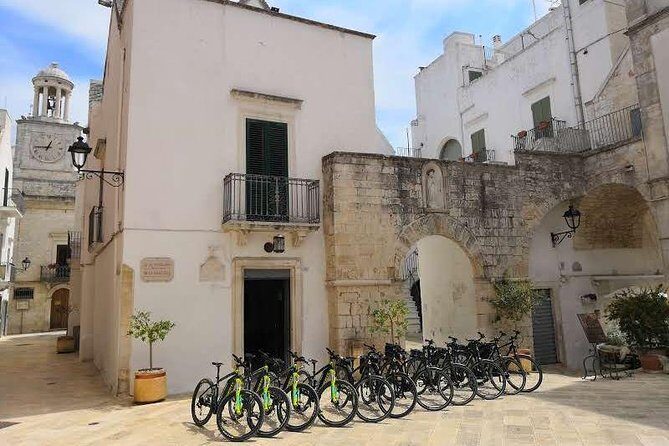 GPS tour with E-Bike on cycleroute of acqueduct Pugliese with wine tasting directly in vineyards - Introduction