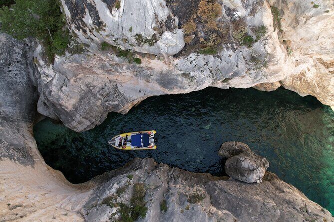 Grama Bay Beaches and Caves Private Speedboat Tour - FAQ