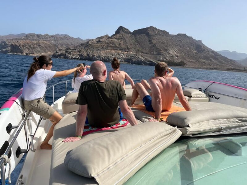 Gran Canaria: Excursion on private yacht with drinks, lunch and snorkeling - Who Is This Tour Perfect For?