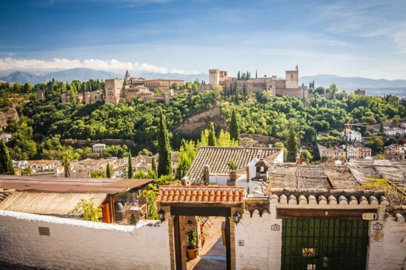 Granada: 2hour Tour of The Albaicín & Sacromonte Premium - Authentic Experiences and Real Traveler Impressions