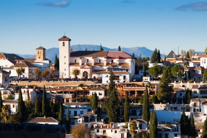 Granada: Albaicín and Sacromonte Walking Tour - An In-Depth Look at the Tour Experience