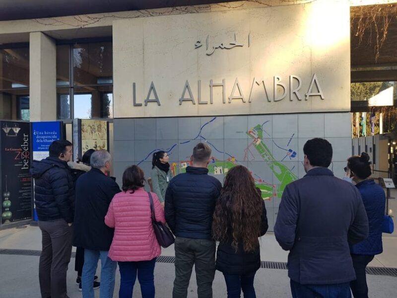 Granada: Alhambra and Albaicín Small Group Tour - An In-Depth Look at the Tour Experience