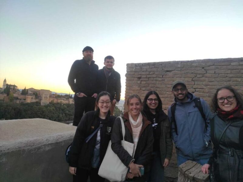 Granada: Alhambra and City Private Tour - Starting Point and Structure