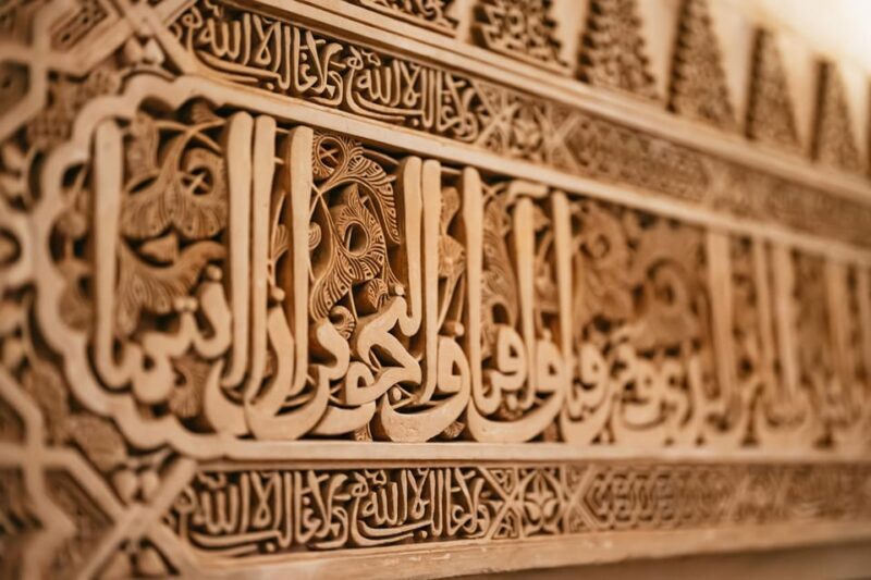 Granada: Alhambra and Nasrid Palaces Guided Tour at Night - FAQ