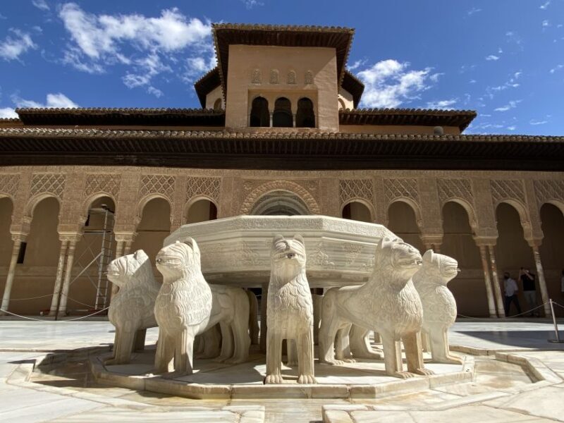 Granada: Alhambra & Generalife Fast-Track Guided Tour - The Sum Up
