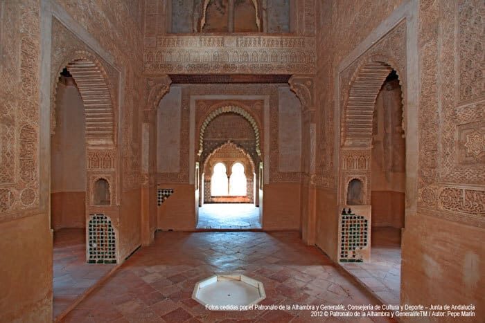 Granada: Alhambra Guided Tour and Flamenco Show - Who Will Love This Tour?