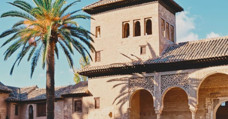 Granada: Alhambra & Nasrid Palaces Small Group Guided Tour - The Sum Up