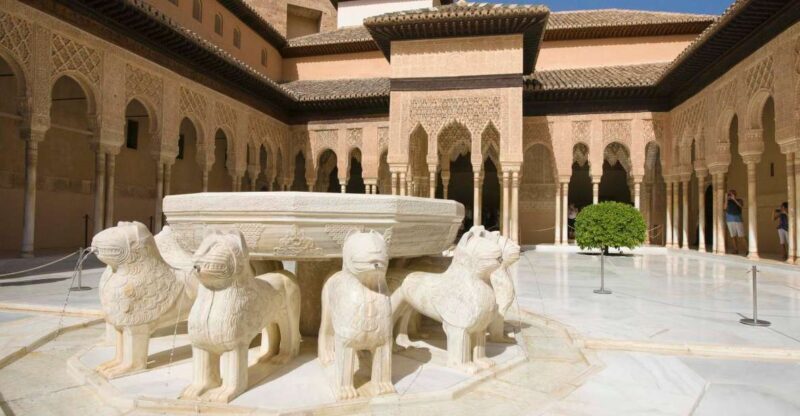 Granada: Alhambra Small Group Tour with Nasrid Palaces - Practical Details for Travelers