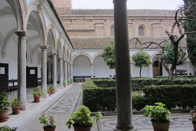 Granada Charterhouse private tour. Total per group max 15 people - Who This Tour Is Best For