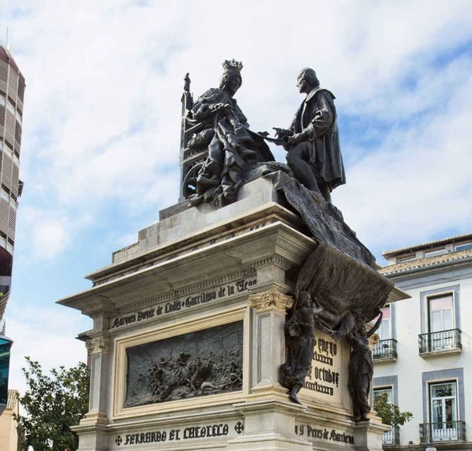 Granada: City Center, Cathedral, Capilla Tour - An In-Depth Look at the Granada City Center Tour