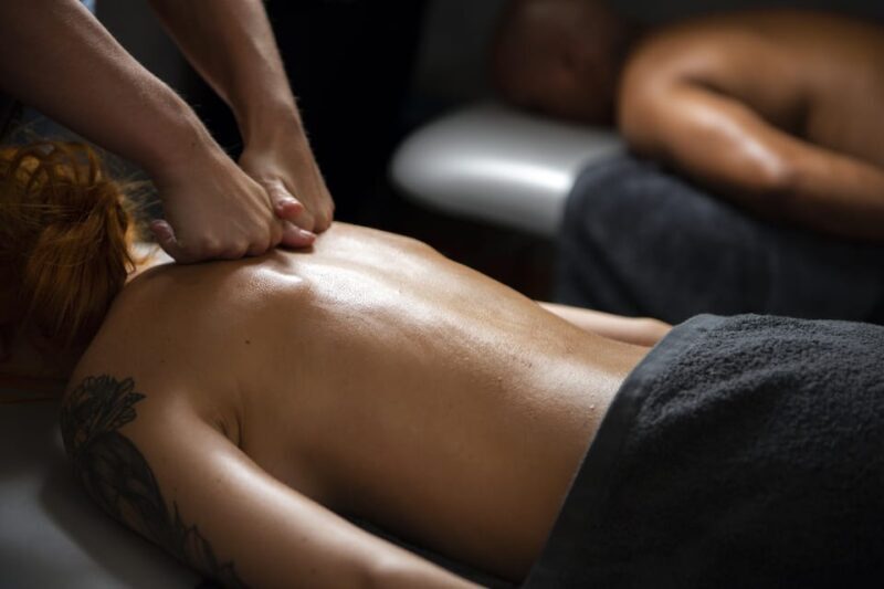 Granada: Couple Massage 80 minutes - Why Choose the Granada Couple Massage?