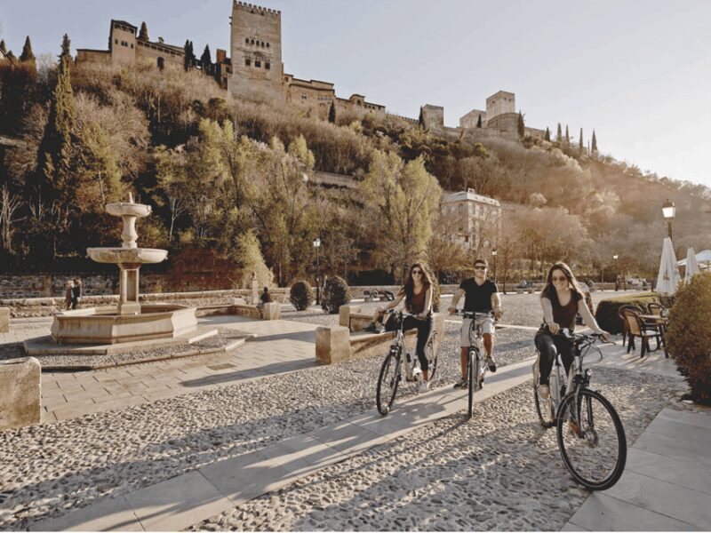Granada: Electric Bike Tour of Albayzin and Sacromonte - Discovering Granada on Two Wheels