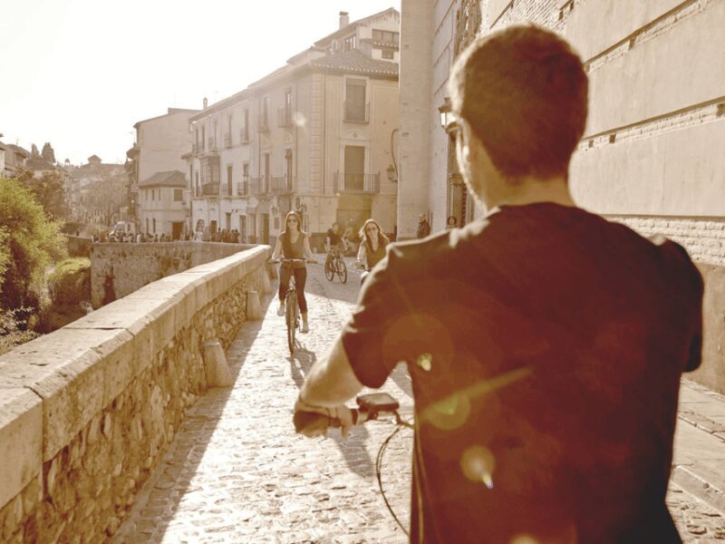 Granada: Electric Bike Tour of Albayzin and Sacromonte - Logistics and Practicalities