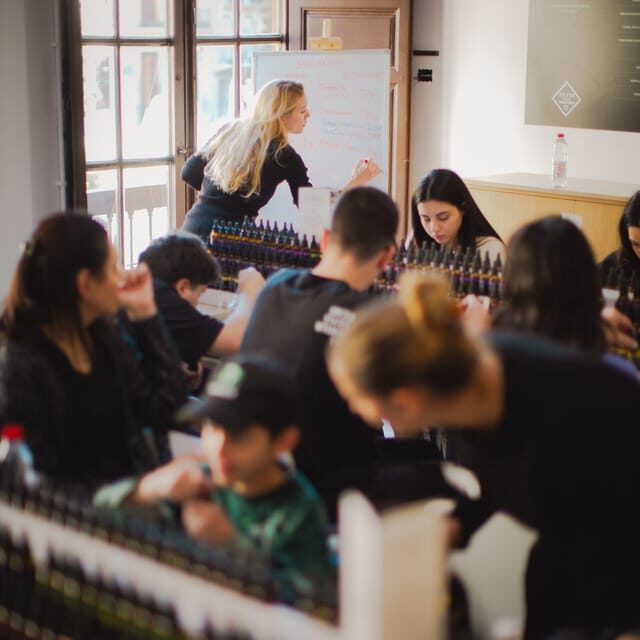 Granada: Perfume Workshop - The Itinerary in Detail